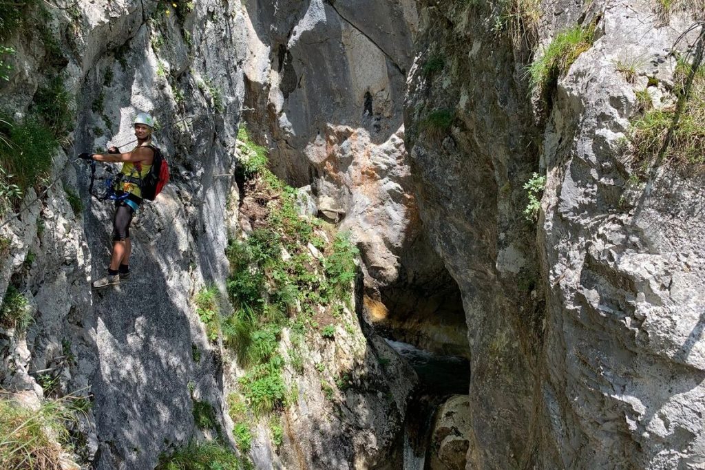 Ferate – Tadeja naokrog